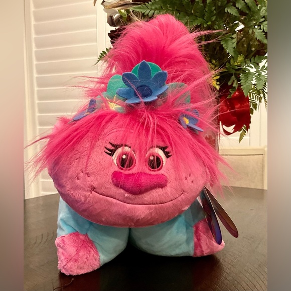Pillow Pets | Toys | Nwt Msrp 3499 Trolls World Tour Poppy Pillow Pet ...